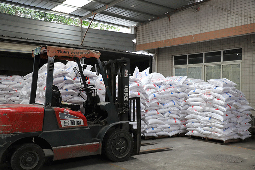 Quality Melamine Raw Material & Melamine Moulding Powder factory from China