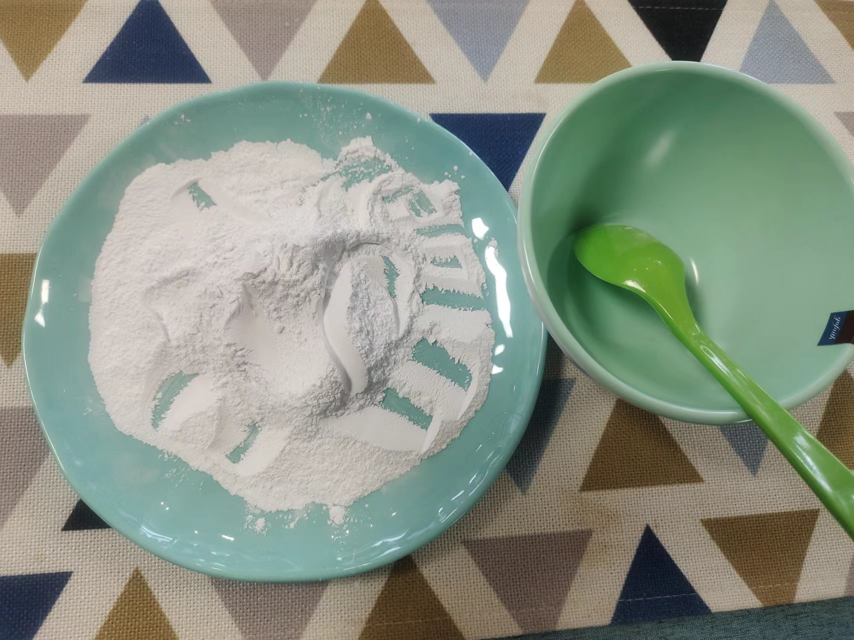 700-1000kg/M3 Pure Melamine Powder C3H6N6 25kg/Bag Package